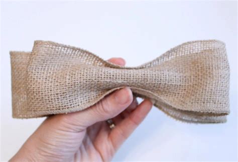 Perfect Burlap Bow Tutorial Artofit Perfect Burlap Bow Tutorial Artofit