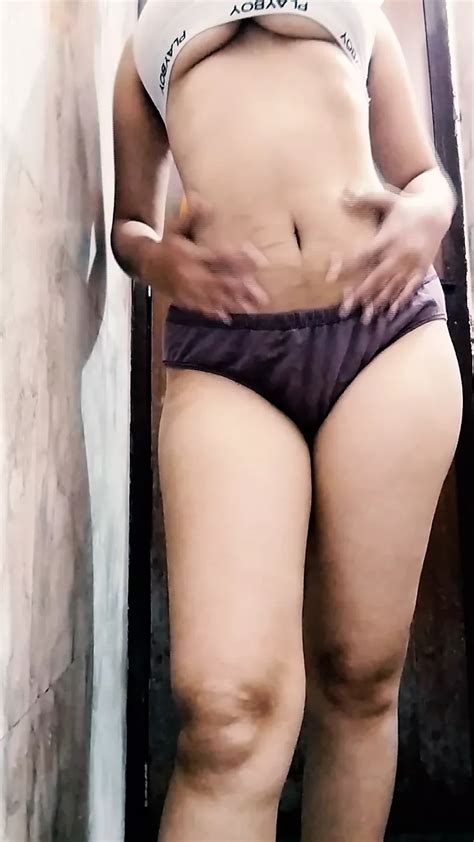 Desi Young Wife Hindi Audio Dirty Sex Ki Baate Sex Krne S Mana Kr Deti