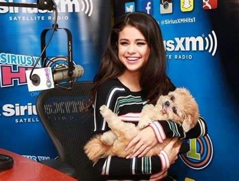 نژاد سگ سلنا گومز اسم و حقایت جالب در مورد او Happypet