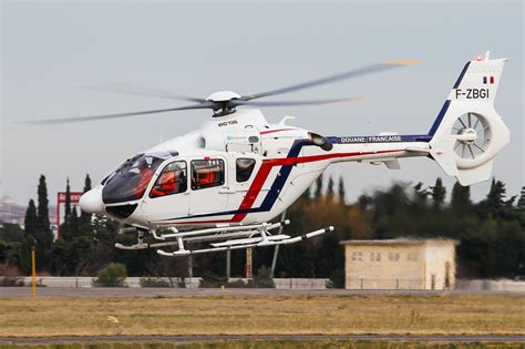 Обои Ec135t2 Авиация Вертолёты обои для рабочего стола фотографии