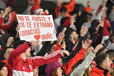 33 Fotos De La Conmovedora Despedida A Marcelo Gallardo En Su último Partido Como Director