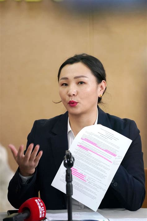 Оюу Толгой төслийн Далд Уурхайн Барилга угсралтын компанийн ажилтнууд ажил хаялт зарлахаа мэдэгдлээ