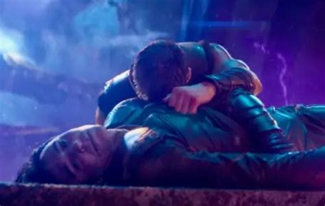 لوکی بعد از مرگ در فیلم «انتقام‌جویان جنگ ابدیت چطور هنوز زنده است؟ • دیجی‌کالا مگ