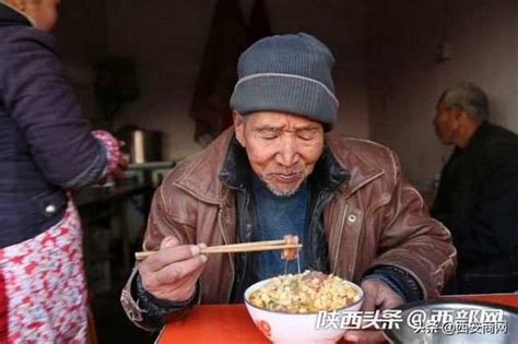白開水牛頭肉煮饃量足價低味道好 趕集老鄉都愛吃 每日頭條