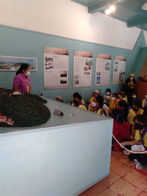 วันเสาร์ที่ ๑๗ กันยายน ๒๕๖๕ พิพิธภัณฑสถานแห่งชาติ พระนครคีรี จ เพชรบุรี ให้การต้อนรับนักท่อง