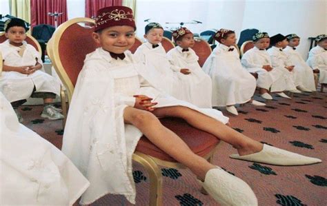 Circoncision Des Enfants Dans Une Atmosphère Festive Ramadhan El