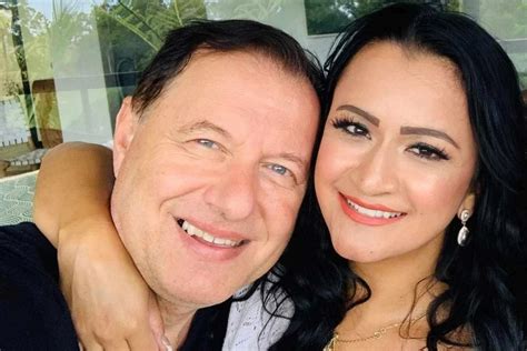Relationship Age Gaps I Dated A Man Who Was 23 Years Older Than Me