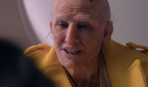 نقد و تحلیل فیلم ماده The Substance بازبین ها