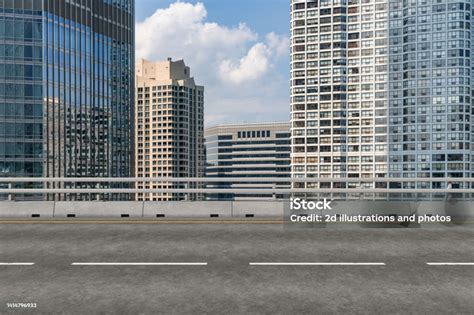 도시 건물 배경이있는 빈 도시 아스팔트 도로 외관 새로운 현대 고속도로 콘크리트 건설 성공의 길의 개념 운송 물류 산업 빠른 배송 시카고 미국 0명에 대한 스톡 사진 및