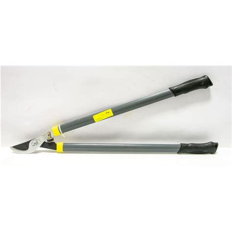 Yardworks Long Handle Tree Limb Cutter