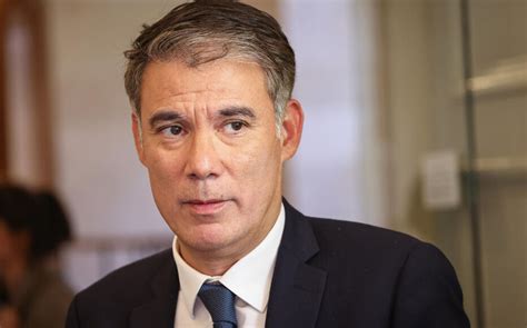 Olivier Faure Joue Au Monopoly Avec Emmanuel Macron Juste Milieu