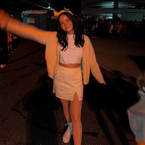 Readwith Ashley Threads Say More