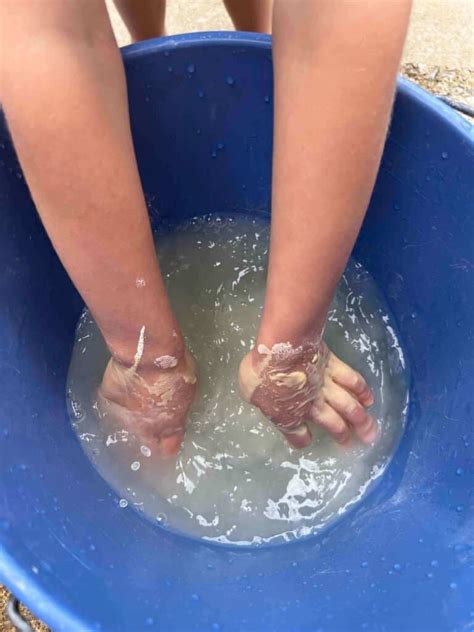 How To Make Oobleck Without Cornstarch Crafty Art Ideas