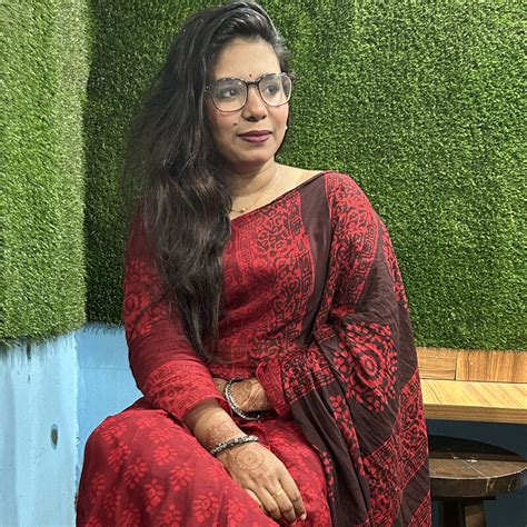 Kaniz Fatema Executive Luxotix Linkedin