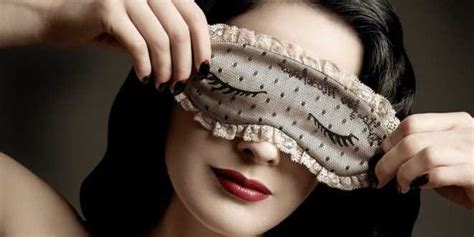 Домашно лечение на зачервено око Компрес за възпалено око Лекар БГ