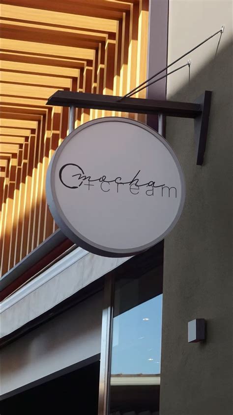 M E K A L A R A E Meka Larae • Instagram Photos And Videos