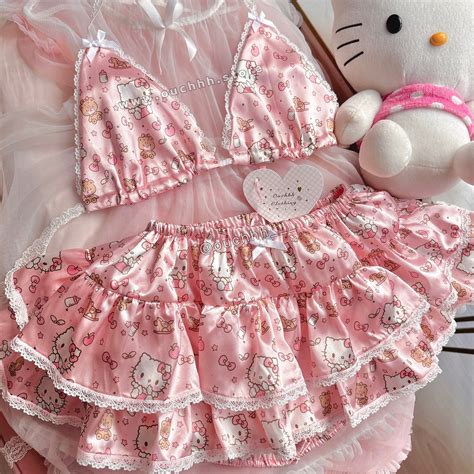 Hello Kitty Milk Latte Satin Set