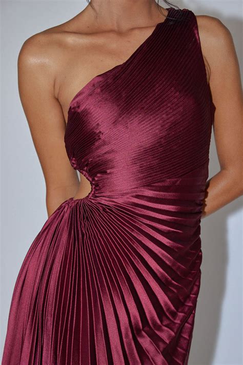 Brooklynn One Shoulder Accordion Pleat Dress Wine Selfie Leslie Australia