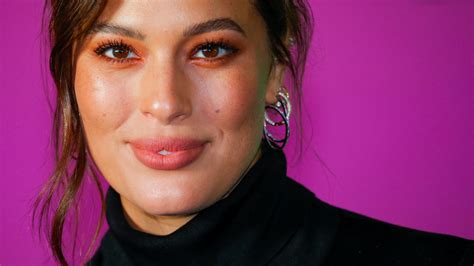 Ashley Graham Met De Billen Bloot Plussize Model Deelt Eerlijke Foto
