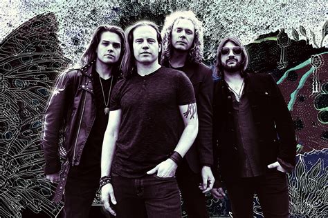 Wayland Vs Cage Cage Match POLL