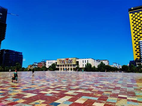 Foto Sheshi Skënderbej Tirana Tiranë Albania