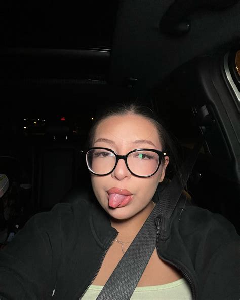 Marcelene Marcelenee • Instagram Photos And Videos