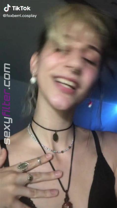 Cute Lydia Deetz Shows Cosplay Sexyfilter Com