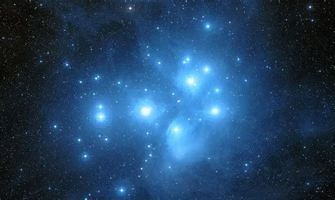 Las Pléyades M45 Ubicación Mitología Y Cómo Observarlas