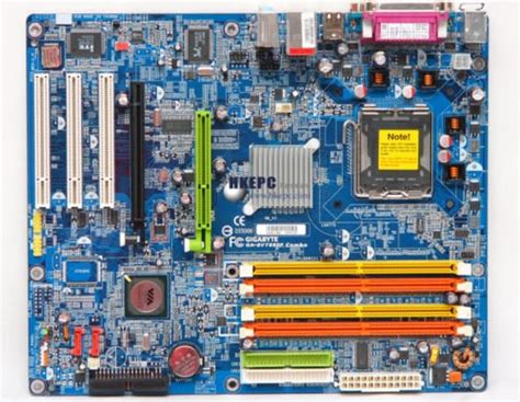 别惊讶 技嘉首款ddr ddr2转换器评测 泡泡网