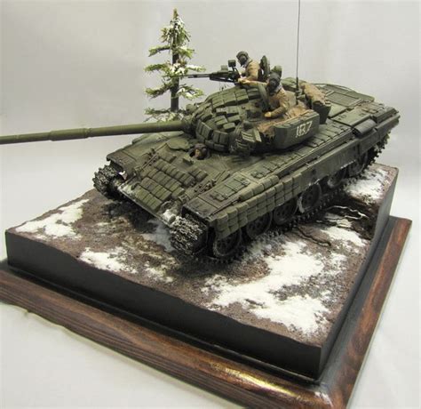 T72 M1 1/35 Scale Model Diorama | T-72 | Pinterest | Models, Photos and War