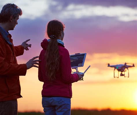 Drone Pilot School Πιστοποιήσεις χειριστών ΣμηΕΑ Drone