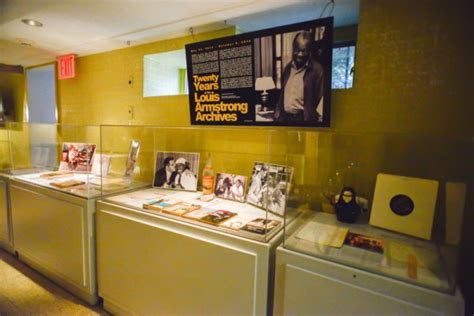 Louis Armstrong Home Museum Cigarettedoree