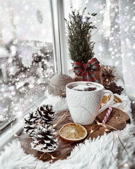 Pin By Sammy Begin On Aesthetics Holiday Decor Christmas Christmas Decorations Christmas Mood
