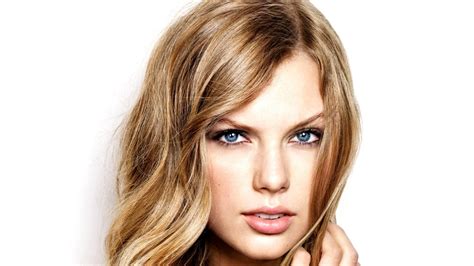 Taylor Swift Eyes Hd
