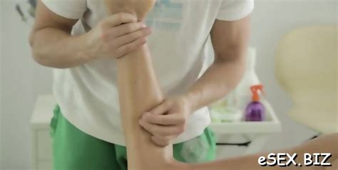 Mesmerizing Babe Carre Fucks With Python Eporner