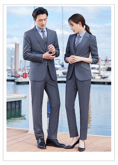 团体定做西服 莱特服饰