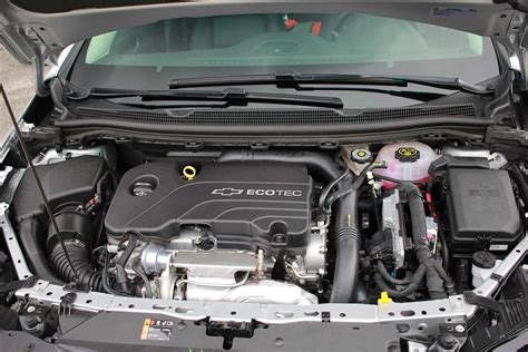 Exploring The Inner Workings Of The 2018 Chevy Cruze Engine