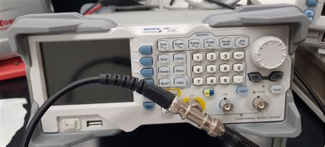FUNCTION ARBITRARY WAVEFORM GENERATOR High Performance Materials Institute