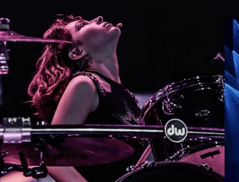 Paulina Villarreal The Warning Es Nombrada Una De Las 100 Mujeres Más