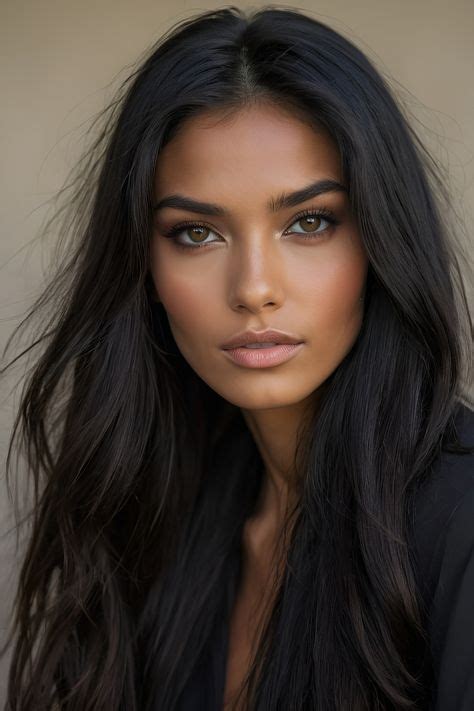 Pin Von Aaron Smith Auf Hottie In 2024 Gesicht Schönheit Hübsche Gesichter Frau Gesicht