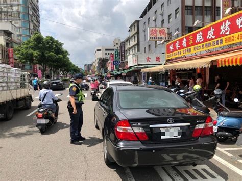 桃園市政府警察局中壢分局執行「行人高發事故路口精緻執法」以維行人交通安全