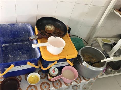 НМХГ Эрүүл ахуйн шаардлага хангаж ажиллаагүй сургуулийн цайны газарт хариуцлага тооцжээ