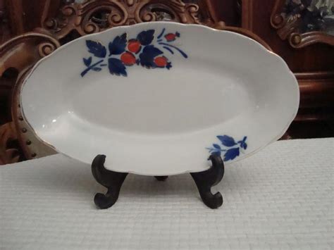 Тарелка селёдочница роспись фарфор ссср коростень — цена 150 грн в каталоге Тарелки Купить