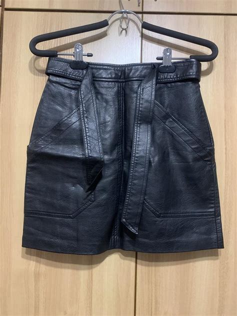 Шкіряна спідниця — ціна 500 грн у каталозі Міні спідниці Купити жіночі речі за доступною ціною