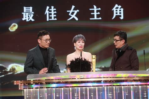 萬千星輝頒獎典禮2022陳山聰及江美儀大熱姿態榮膺視帝視后寶座 北美 TVBAnywhere North America Blog