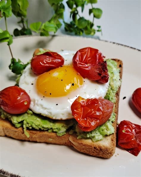 아보카도 요리 아보카도 오픈 샌드위치 간단한 홈 브런치 메뉴 네이버 블로그