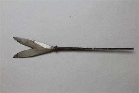 Arrow Head V A Explore The Collections