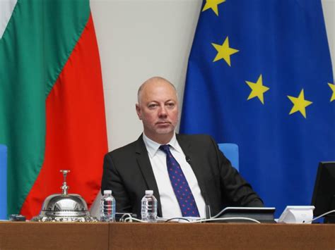 Росен Желязков насрочи дебатите по вота на недоверие към правителството