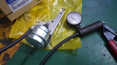 그랜드스타렉스자동차종합검사불합격출력부족매연과다발생터보vgt액츄에이터교환다발생사례터보가바너교환터보작동불량터보차져수리부산양산김해자동차정비커먼레일엔진수리바른차