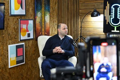 ПОМИНАЛЕ НА ВЛАДА Шест нови договори меѓу Македонија и Владата на САД за воена опрема ВИДЕО